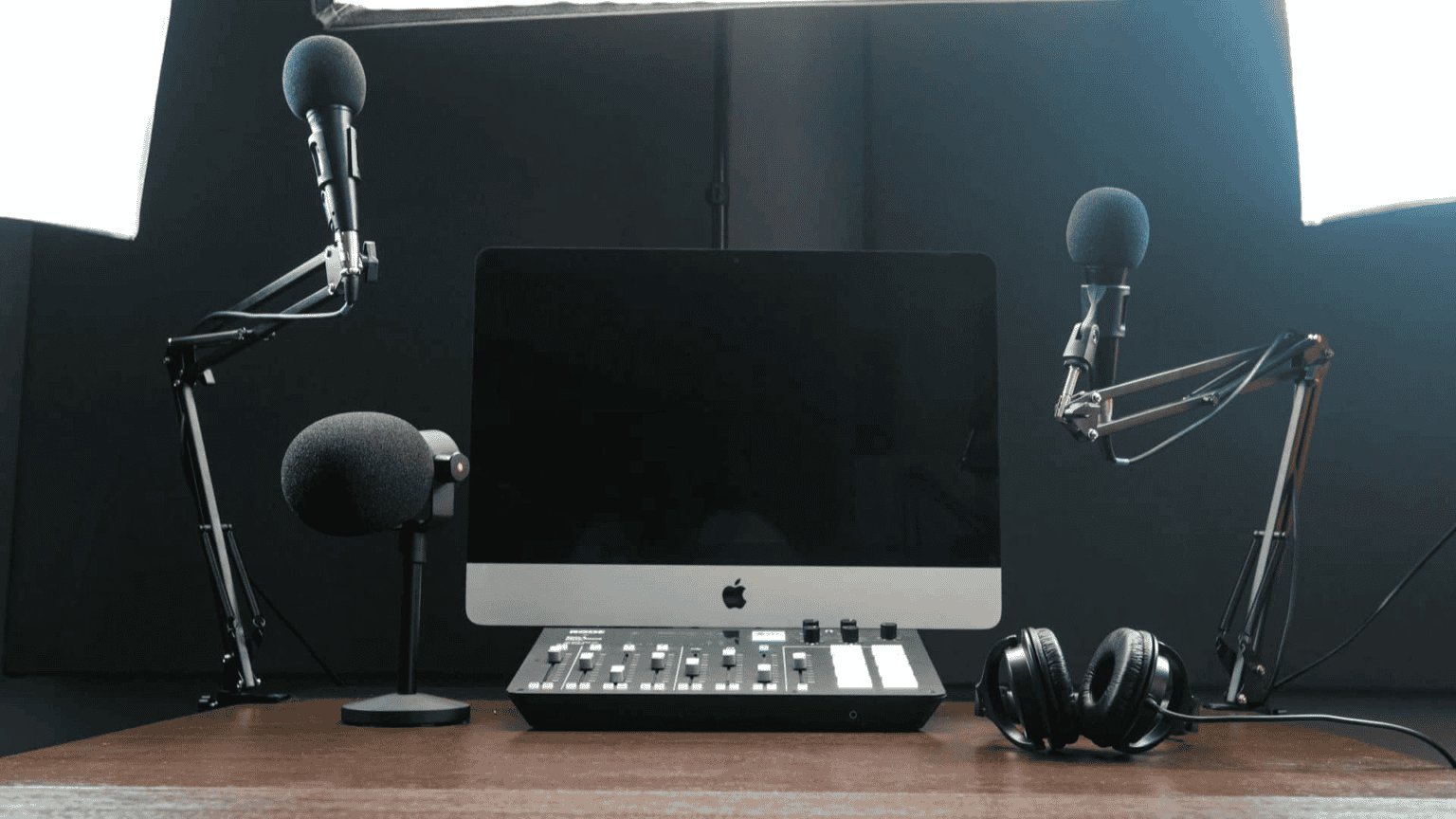 What Is Gain On A Microphone: The Ultimate Control For Audio Clarity!